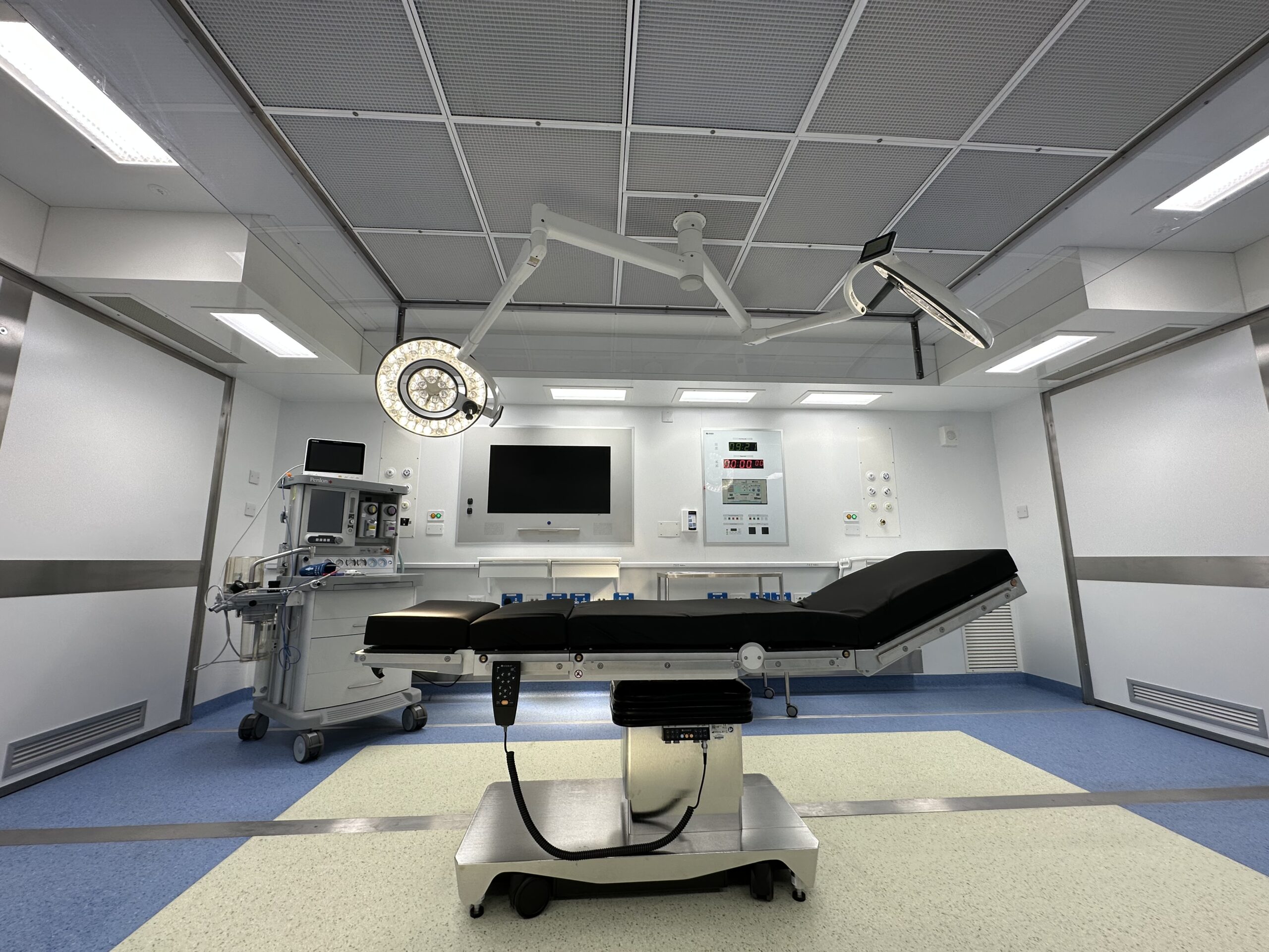 Tour the three-theatre surgical complex, created by Vanguard for ...